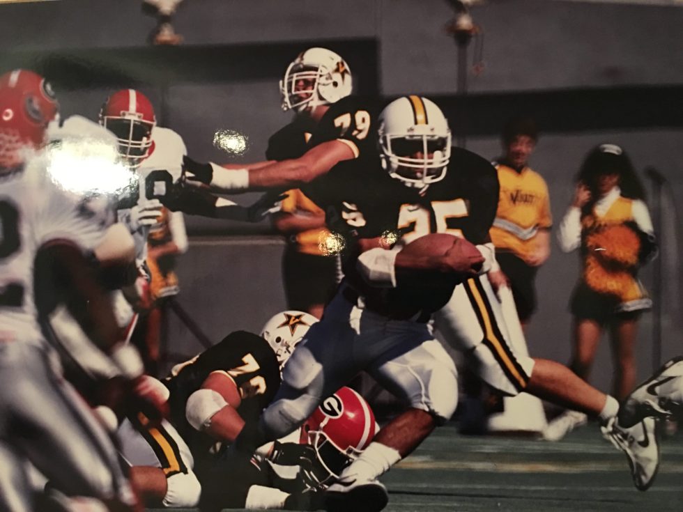 Professional Athlete turned Police Officer in a Bind